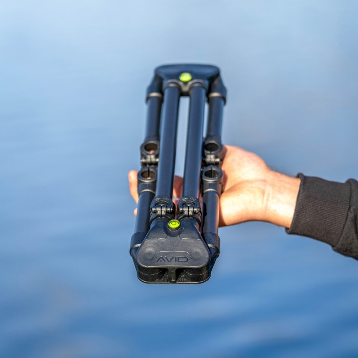 Postolje za štapove Avid Carp Revolve Super Low Pod | Tropic Fishing HR